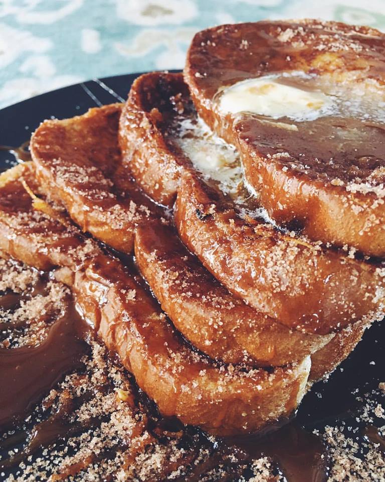 Black Dolphin Inn | Official Website, Best Rates | 916 S Riverside ...